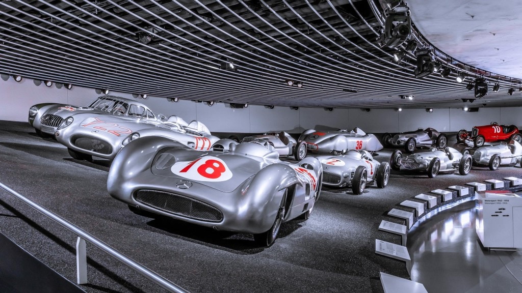 Legend 7: Silver Arrows – Races & Records